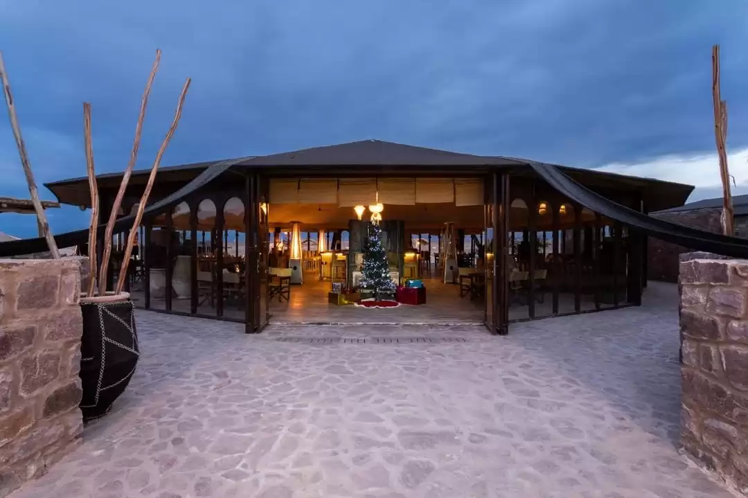 Dinner with a Show in Agafay Desert Marrakech Excursions / Le Bedouin